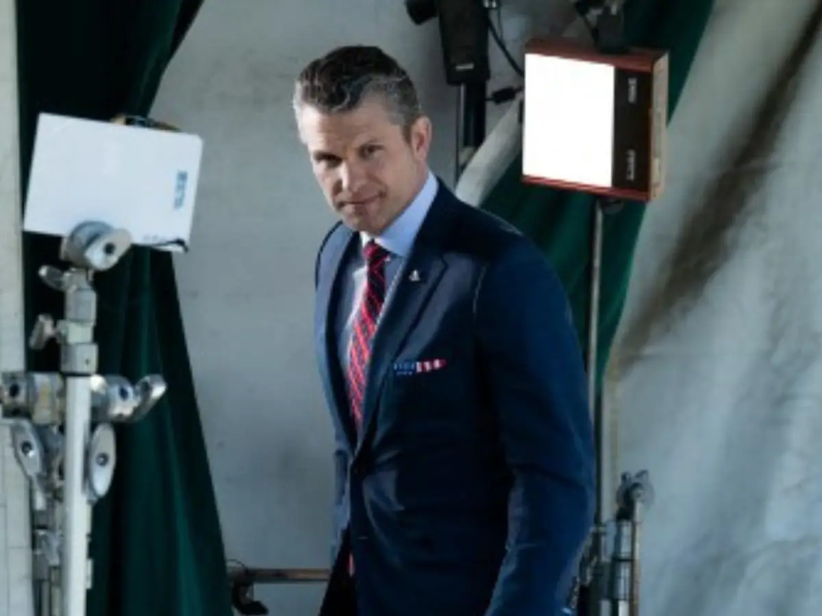 'Nobody was texting war plans': Hegseth denies sharing Yemen war plans ...