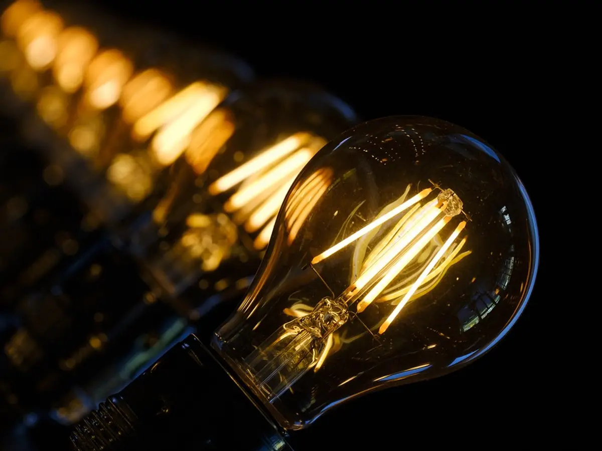 Believe it or not, scientists have managed to ‘freeze’ pure light