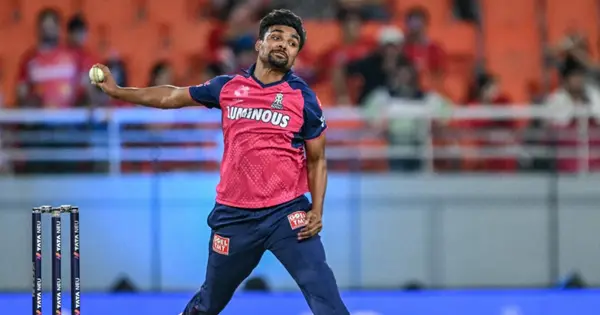 Master of Death overs: Top 5 bowlers with most wickets in last over of ...