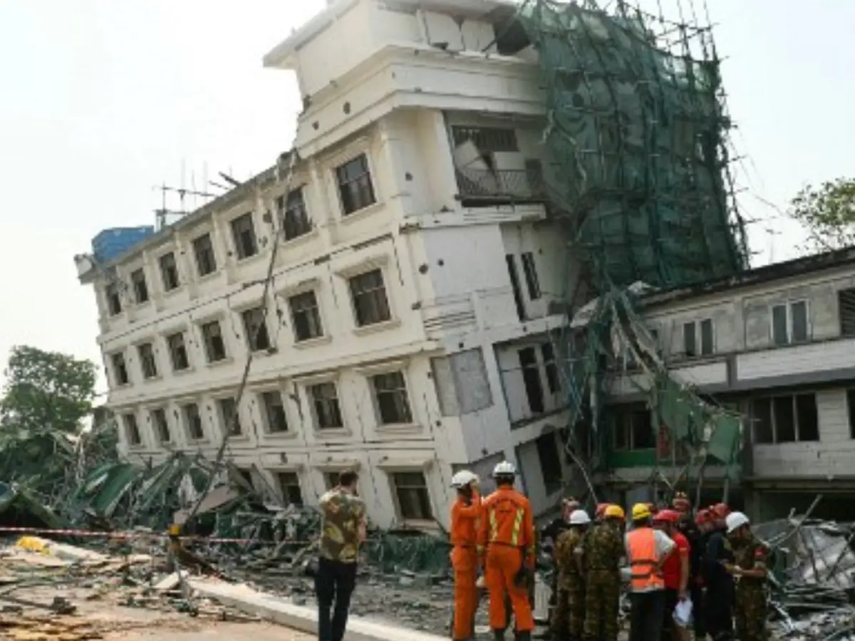 VIDEO: In a first, scary moment ground tore up in Myanmar captured on ...
