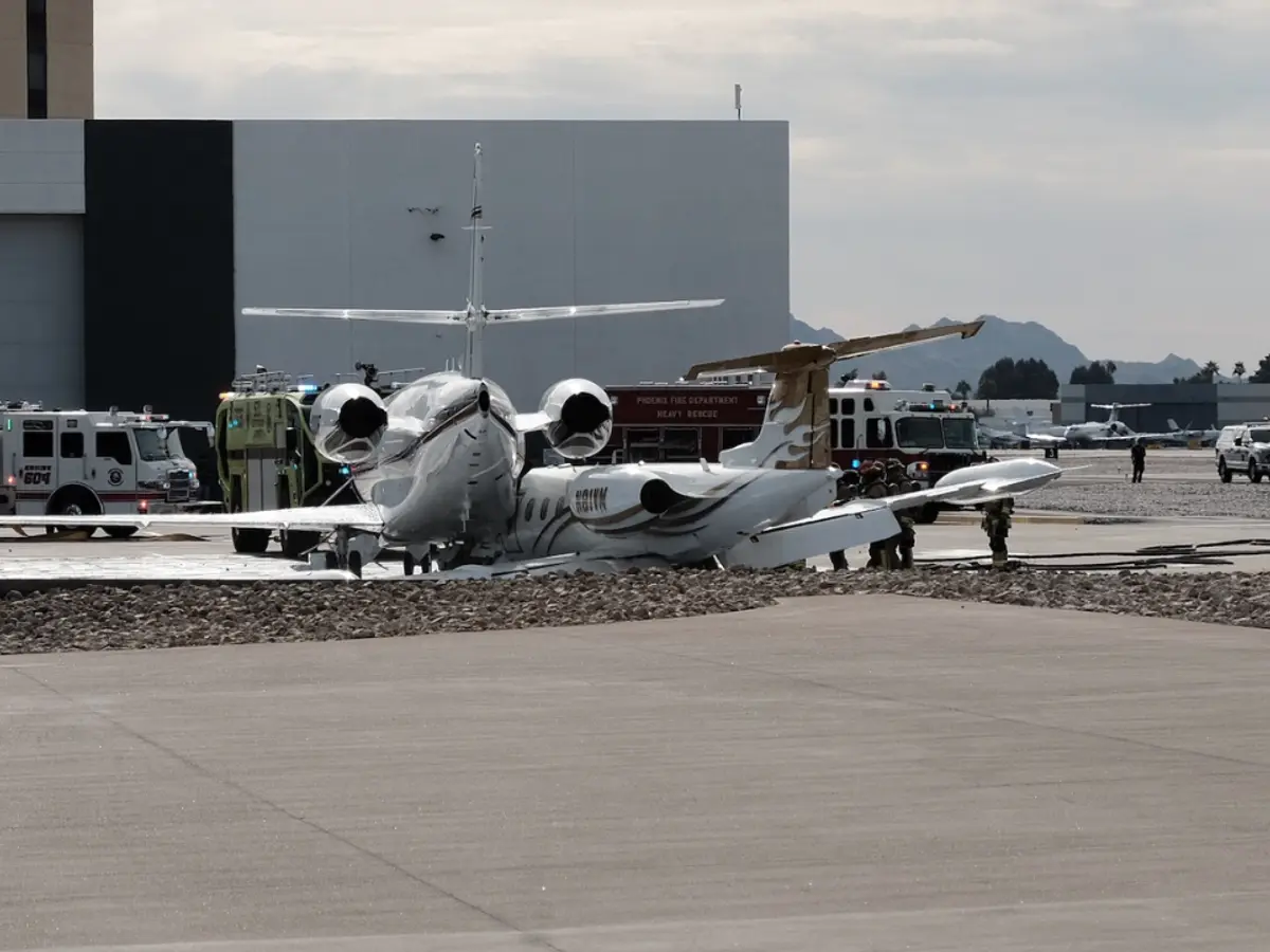 At least one dead after private jet belonging to Mötley Crüe lead ...