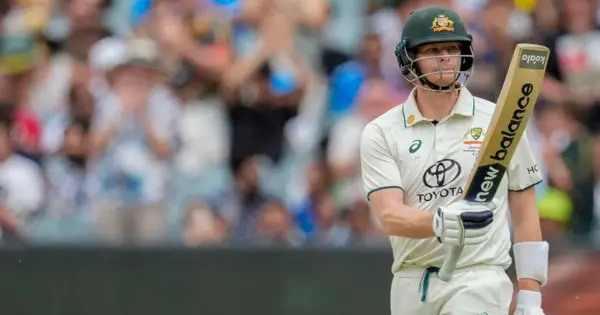 BGT: Smith joins Bradman on elite list with 68* on day one at MCG
