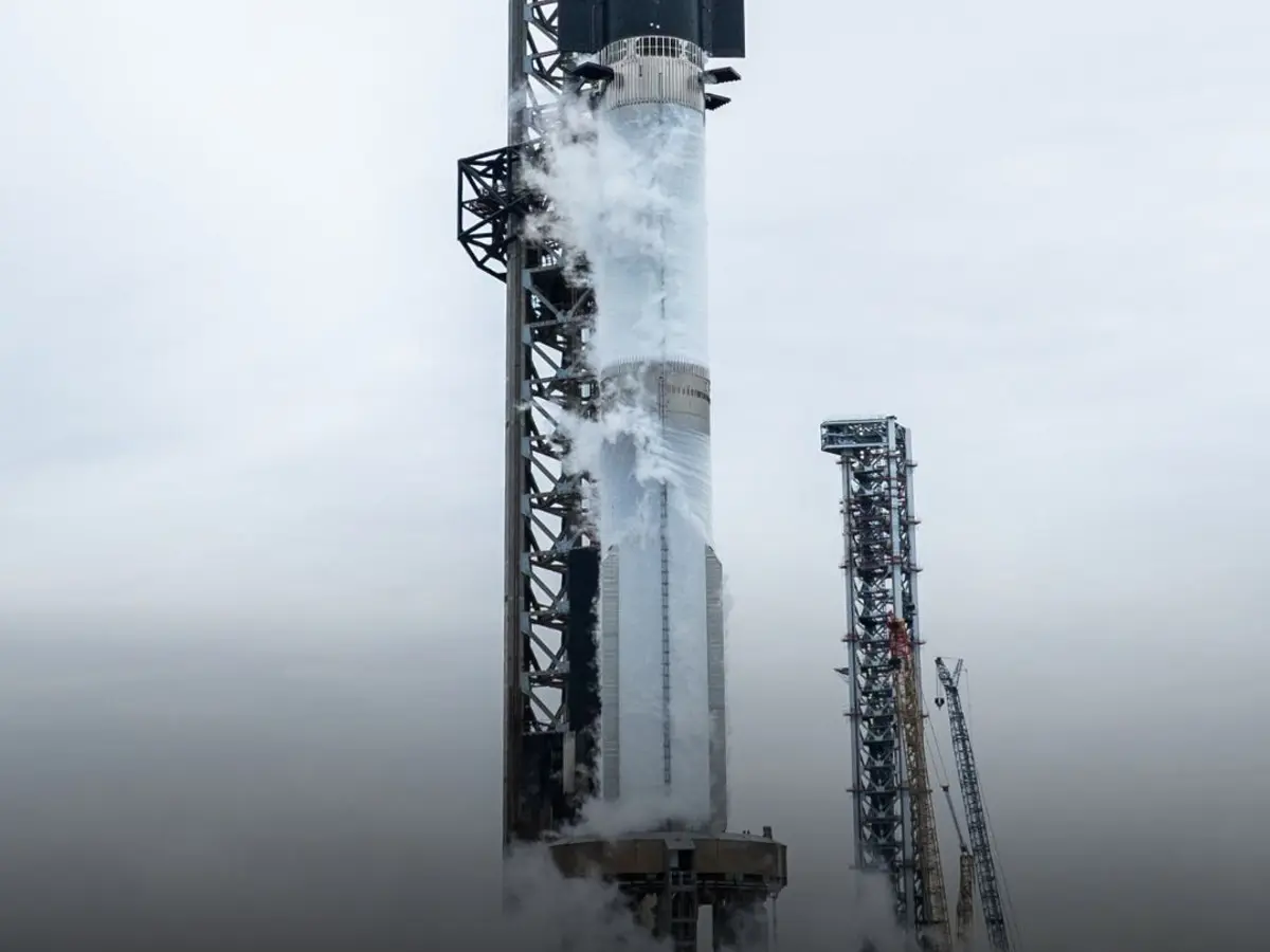 'Optimus to colonise Red planet': Elon Musk to launch SpaceX's Mars ...