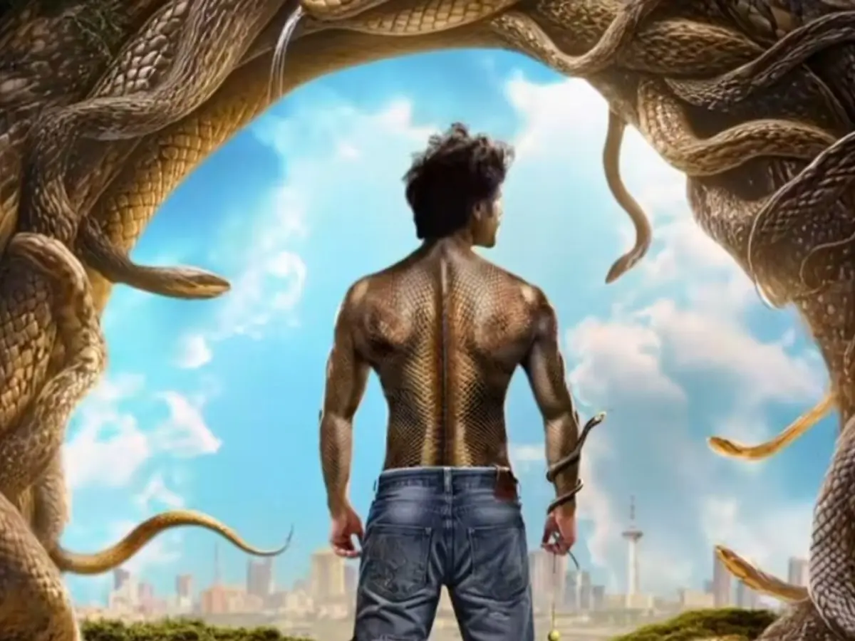 Kartik Aaryan turns shape-shifting snake in Naagzilla, fans give a ...