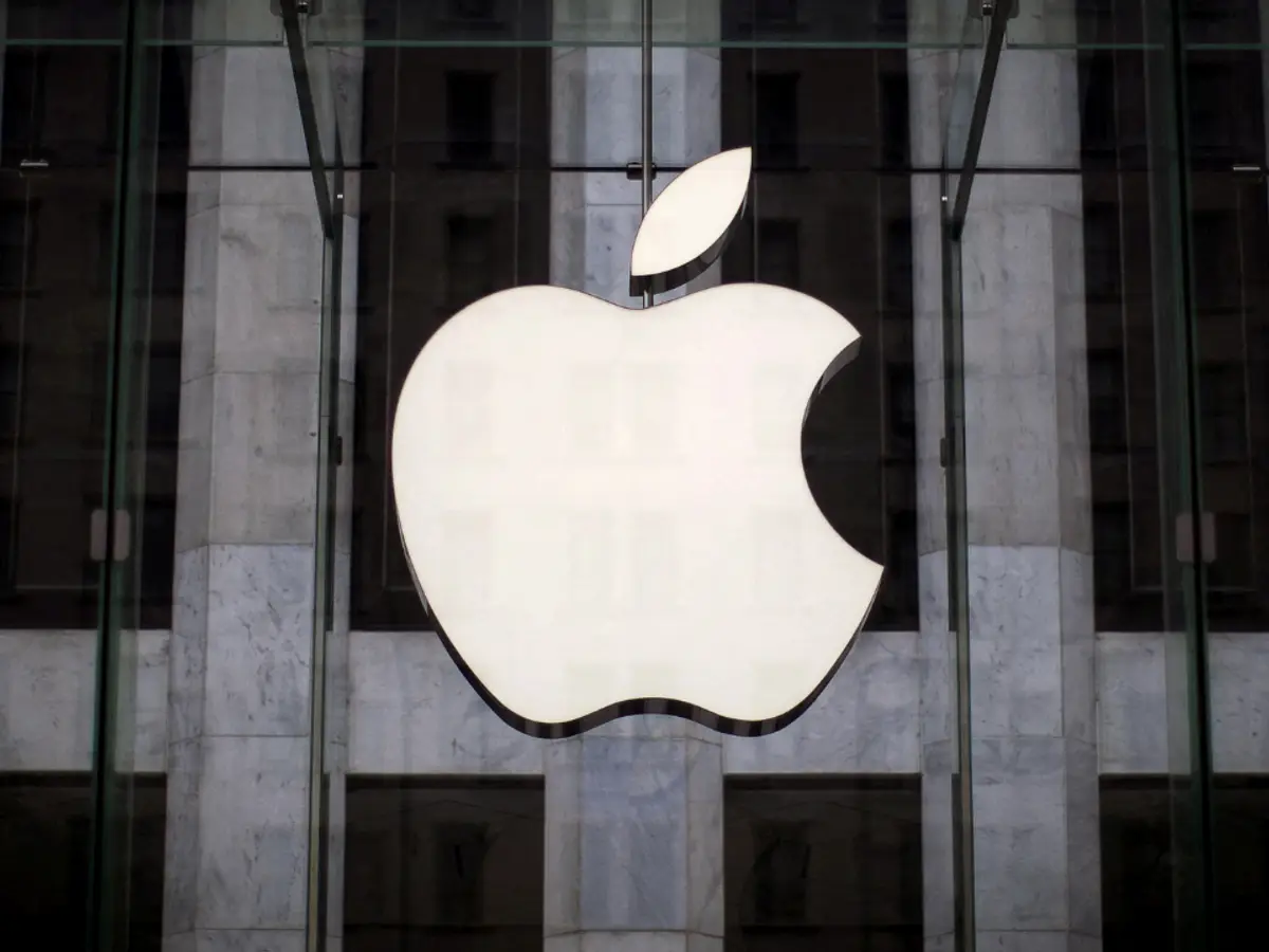 Apple suspends new AI feature that was criticised for making mistakes ...