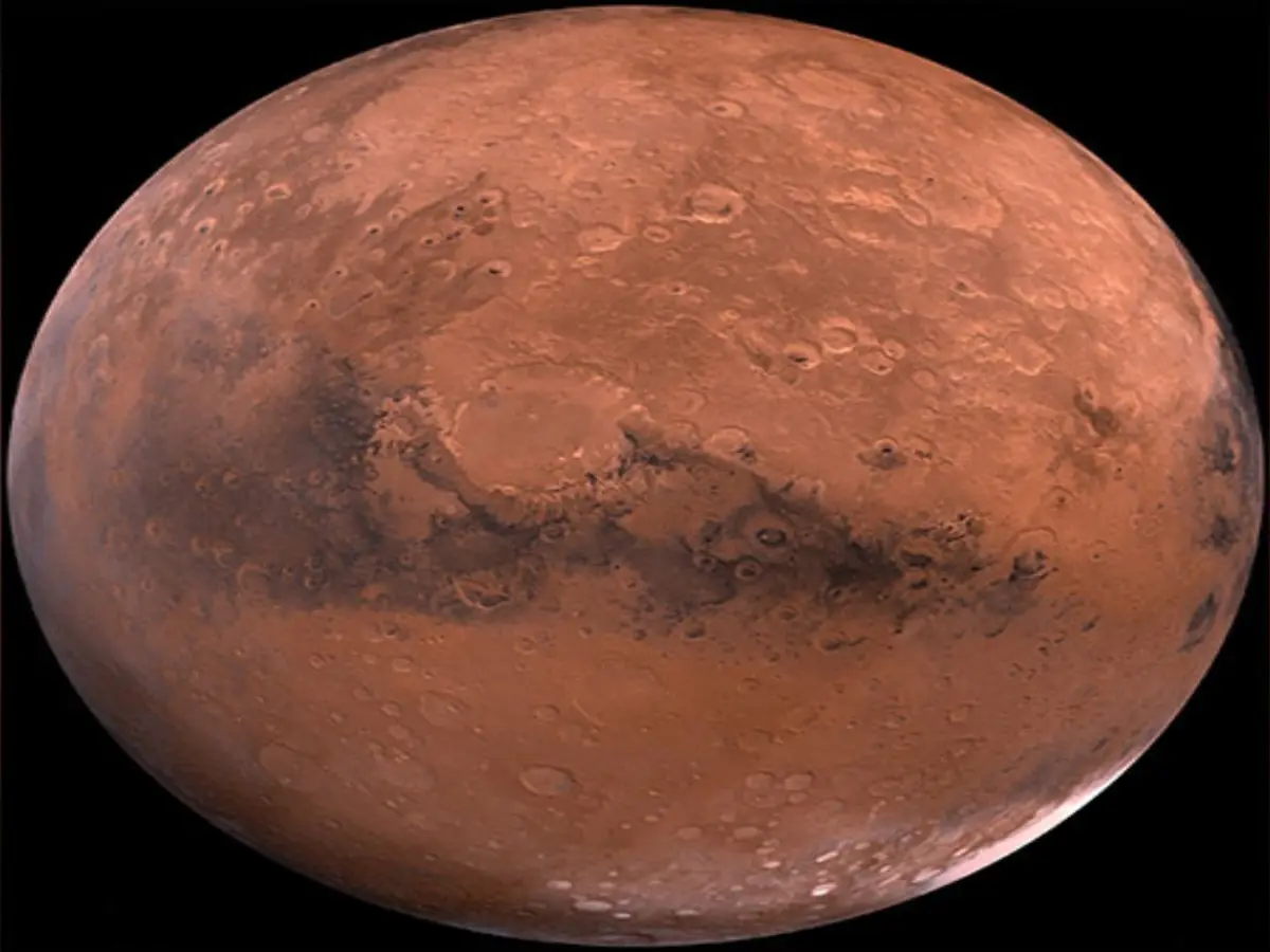 NASA unearths massive 328-foot-wide hole on Mars, says could 'contain ...