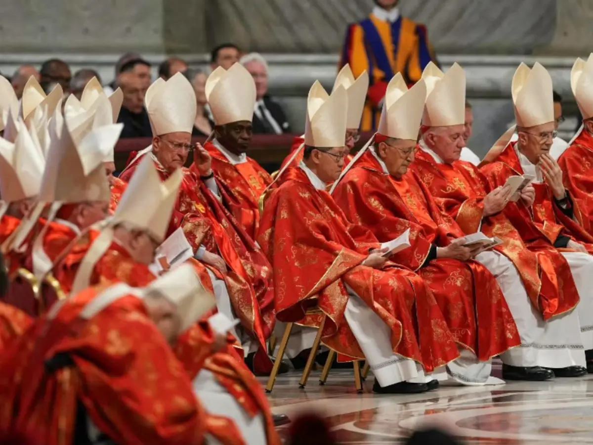 Pope conclave begins: Cardinals gather for final mass before selecting ...