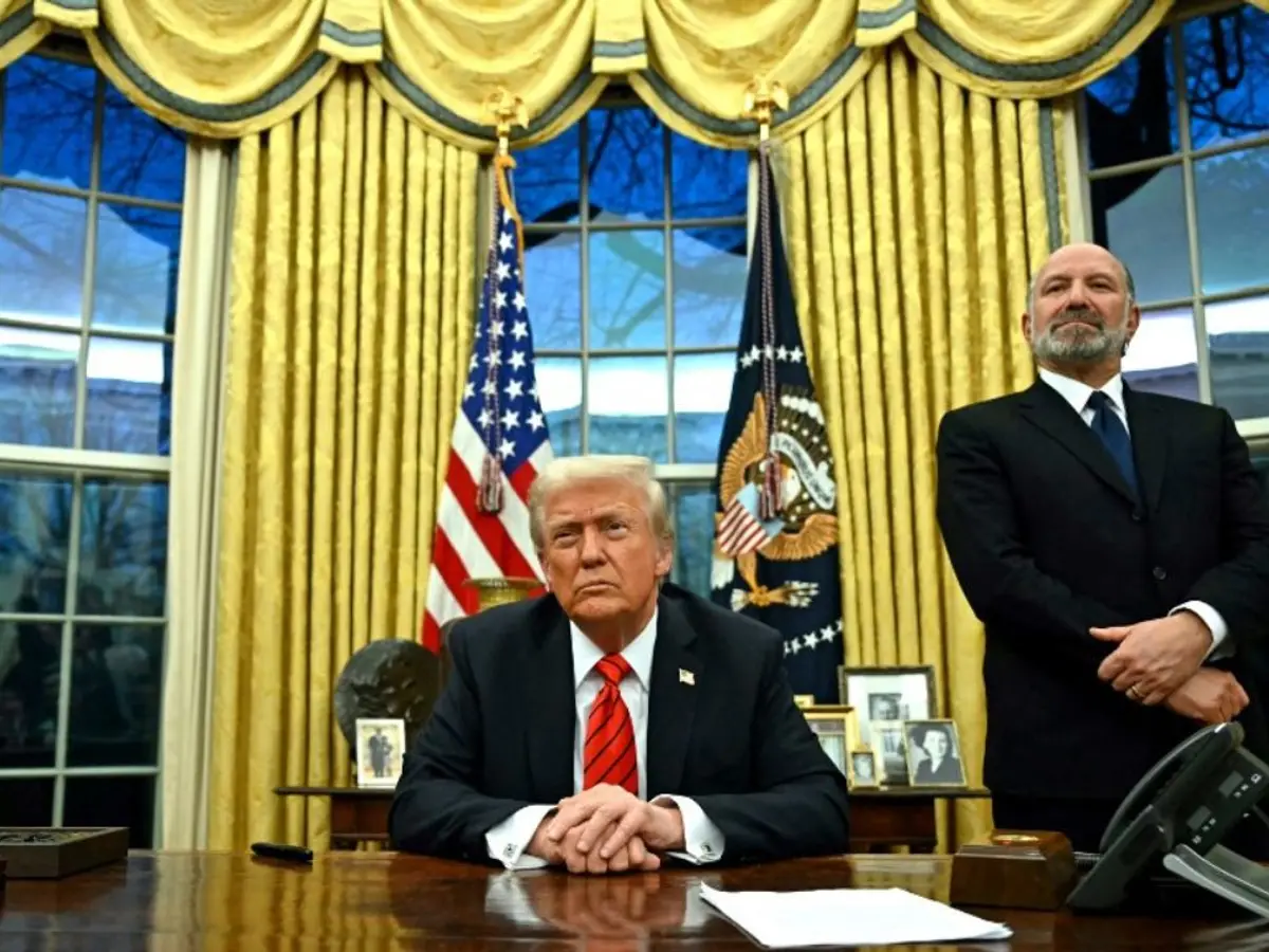 ‘Straws are just the beginning’: Trump signs order bringing back ...