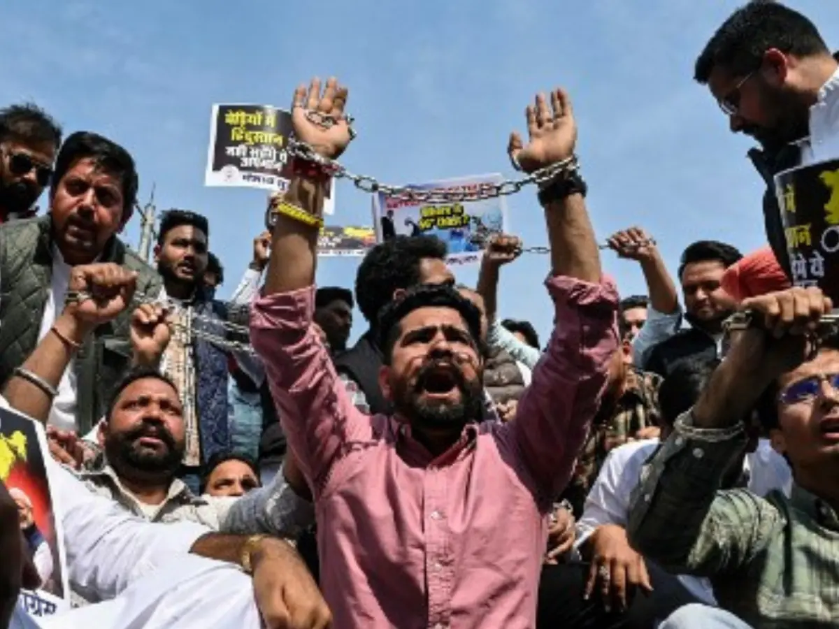 Top Sikh body condemns US authorities for 'not allowing' Sikh deportees ...