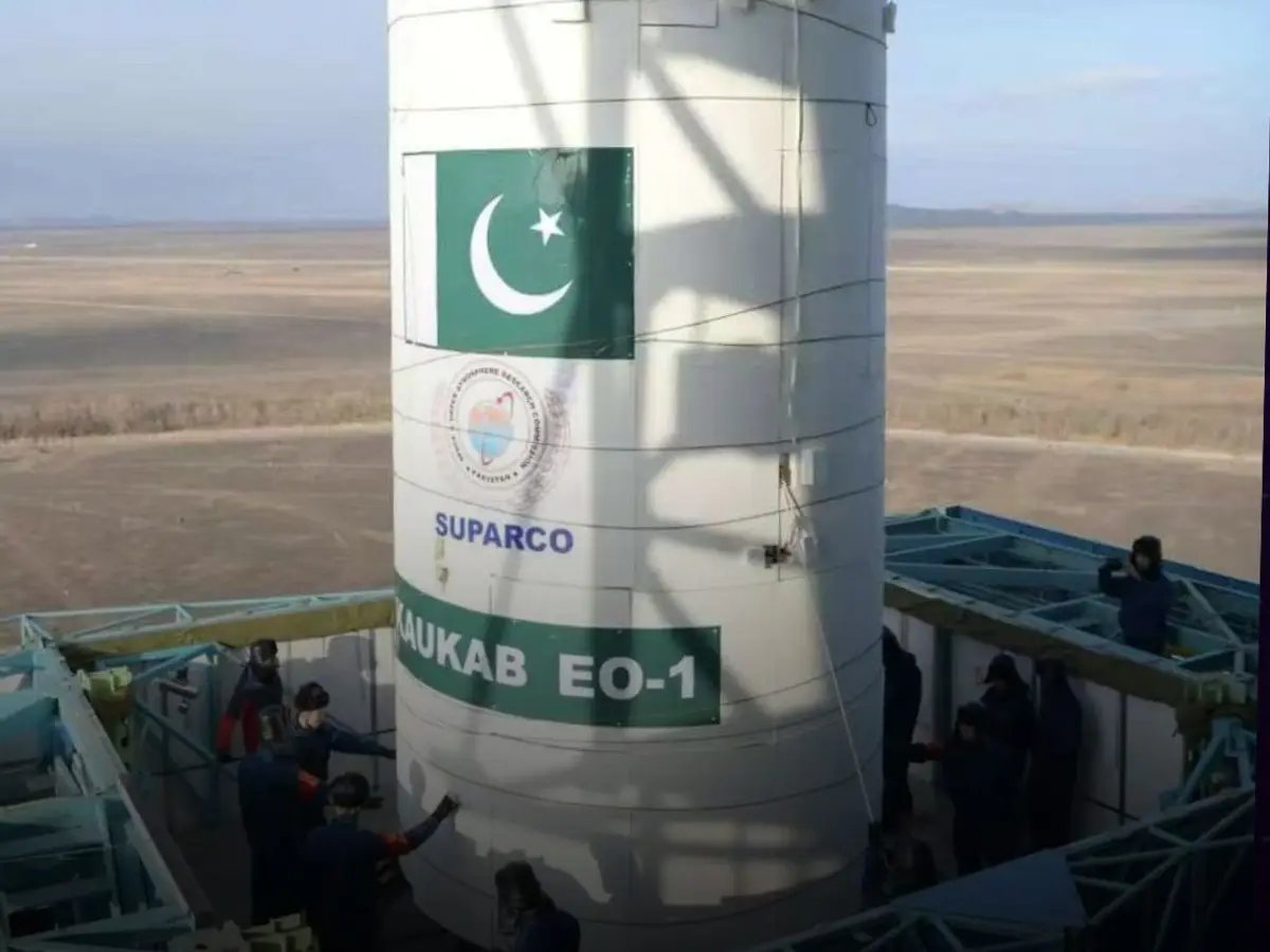 ’Looks like a water tank’: Pakistan launches EO-1 satellite, netizens ...