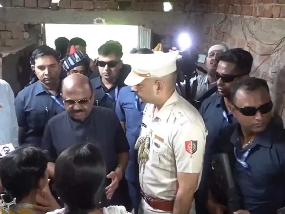 Bengal violence: Bengal Governor visits riot-hit Murshidabad, calls ...