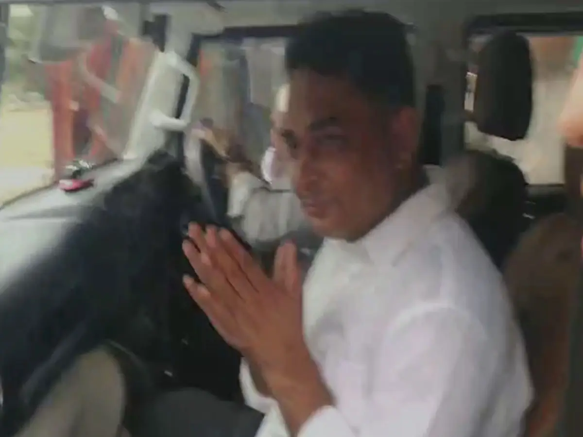 Naresh Meena|नरेश मीणा की रिहाई, बारिश में भीगते समर्थकों की भीड़