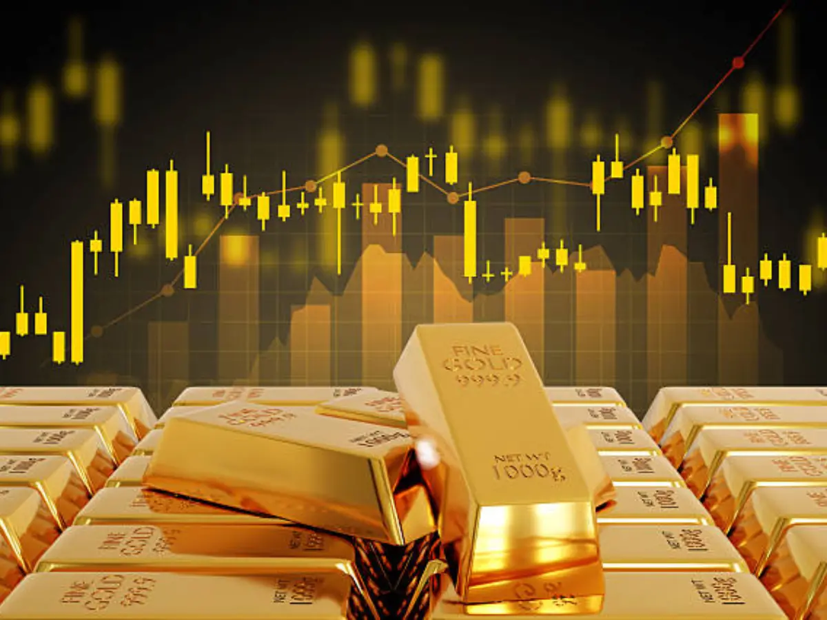 Invest in Gold Silver: भागते सोने-चांदी के दाम से कैसे कमाएं मुनाफ़ा ...