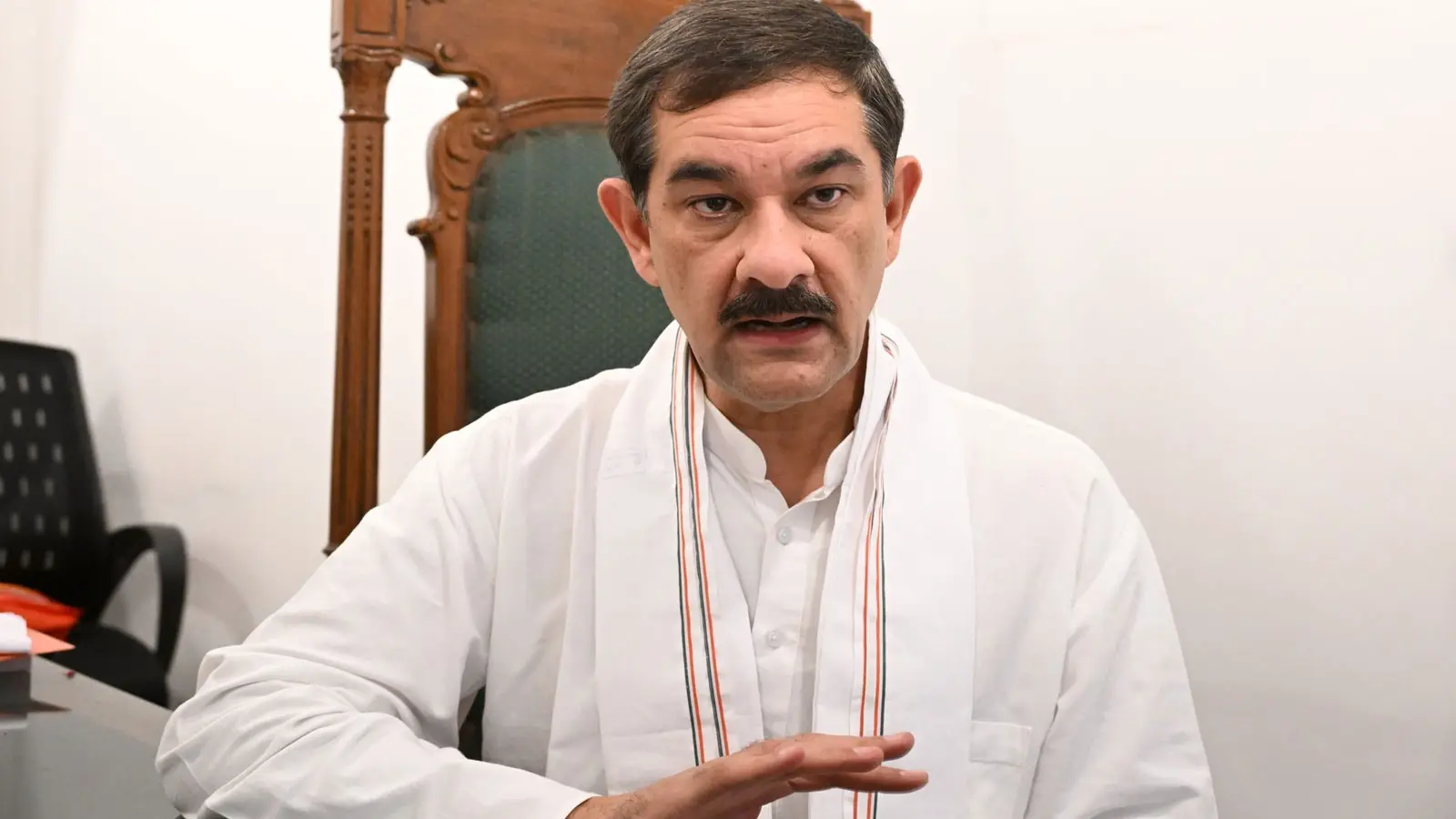 Big News | असम हार के बाद कांग्रेस में पहला इस्तीफा, जितेंद्र सिंह ने ...