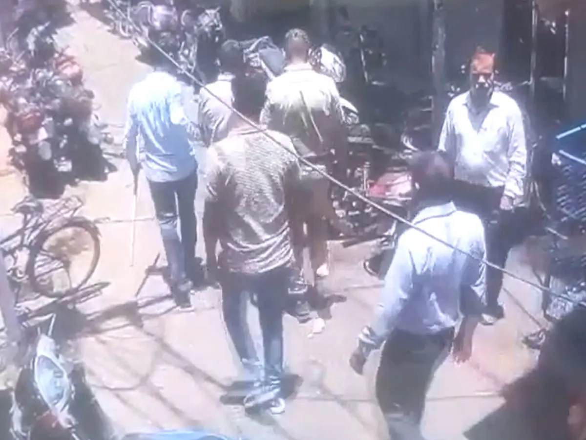 कोटा में 'तिजोरी कांड', 30 किलो चांदी गायब होने से हड़कंप, व्यापारियों ...