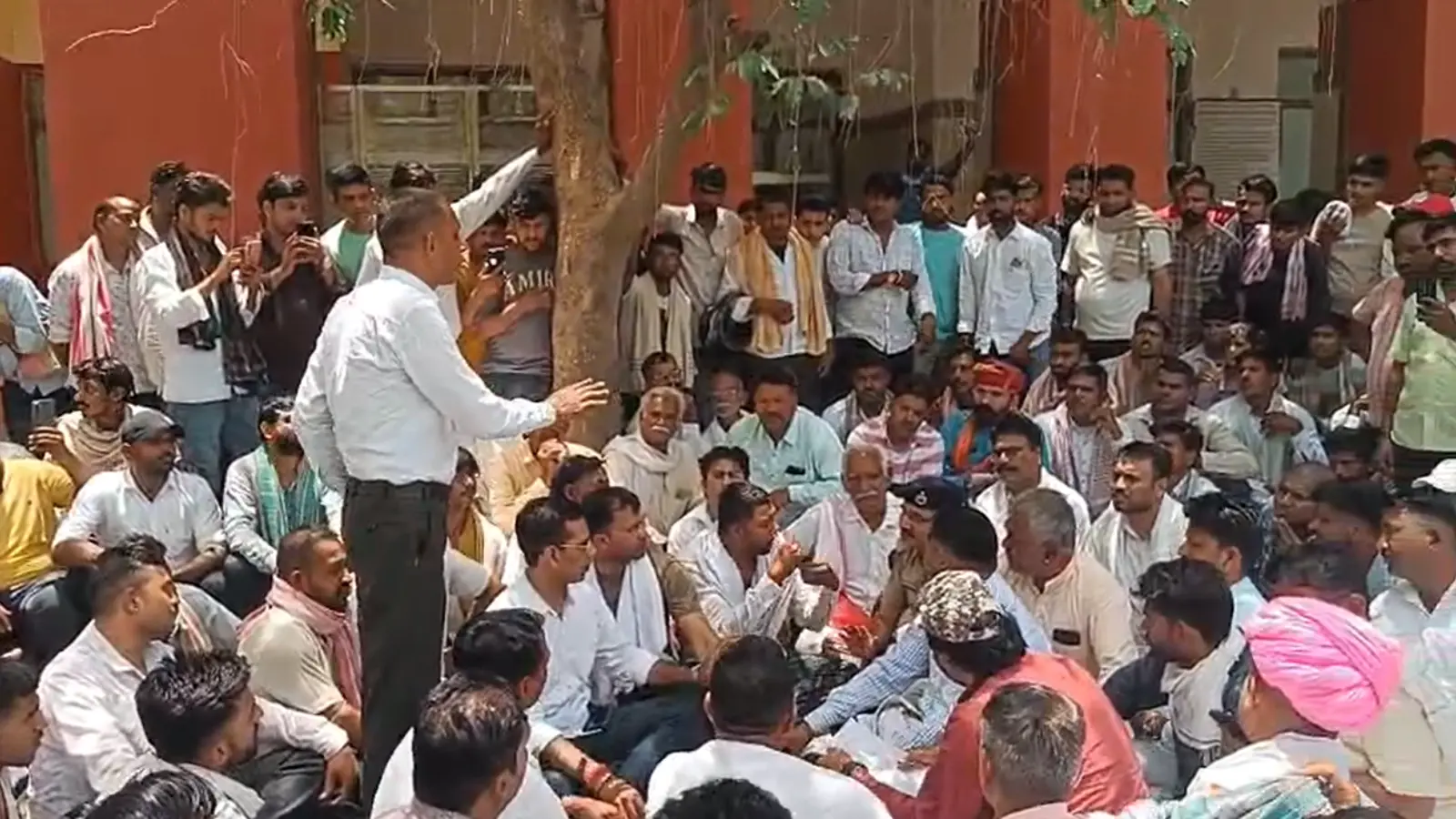 Jodhpur: दिव्यांशु मौत मामला, प्रशासन से सहमति के बाद धरना समाप्त...